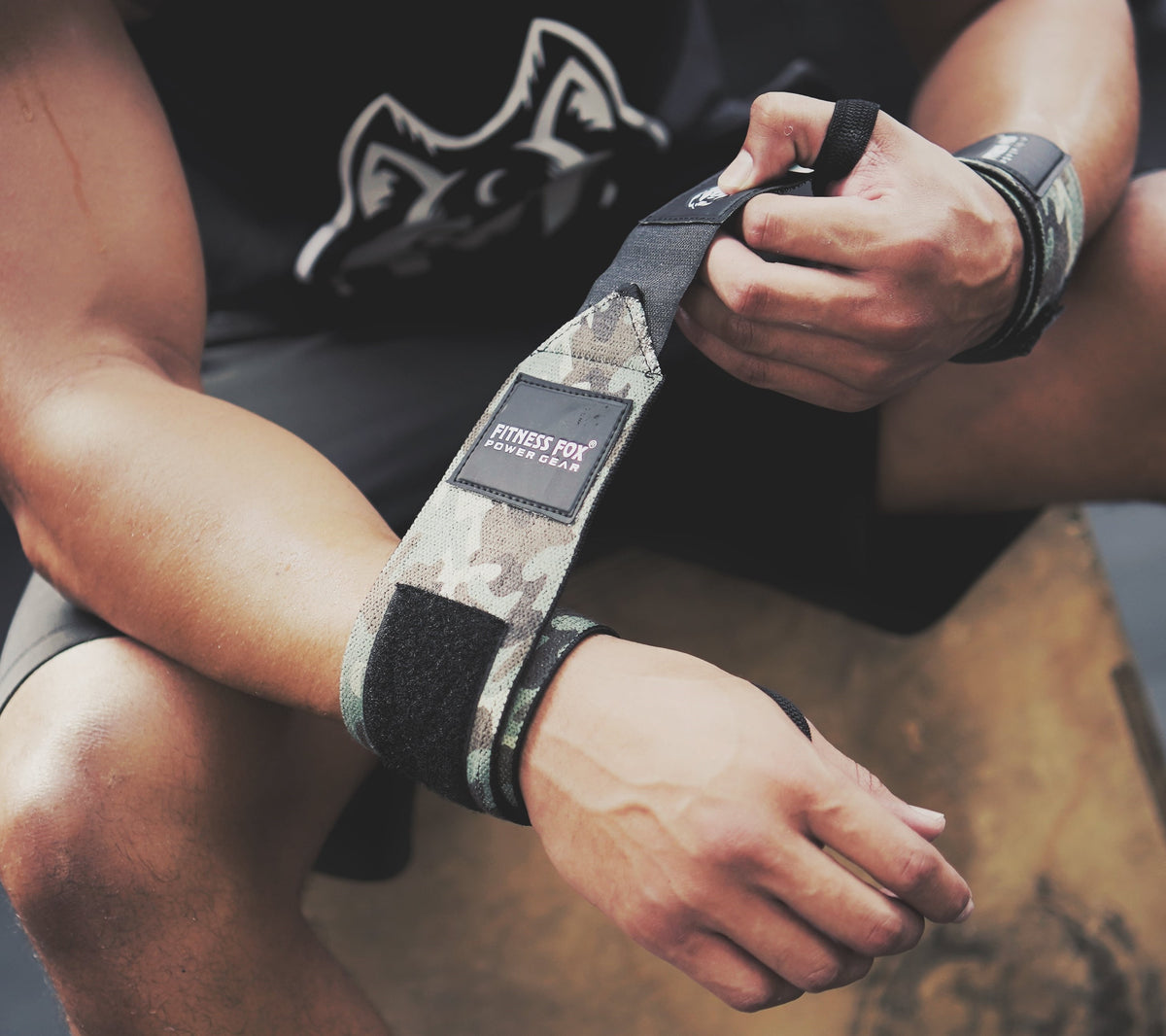 How to Choose the Right Wrist Wraps for Your New Zealand Workout ...